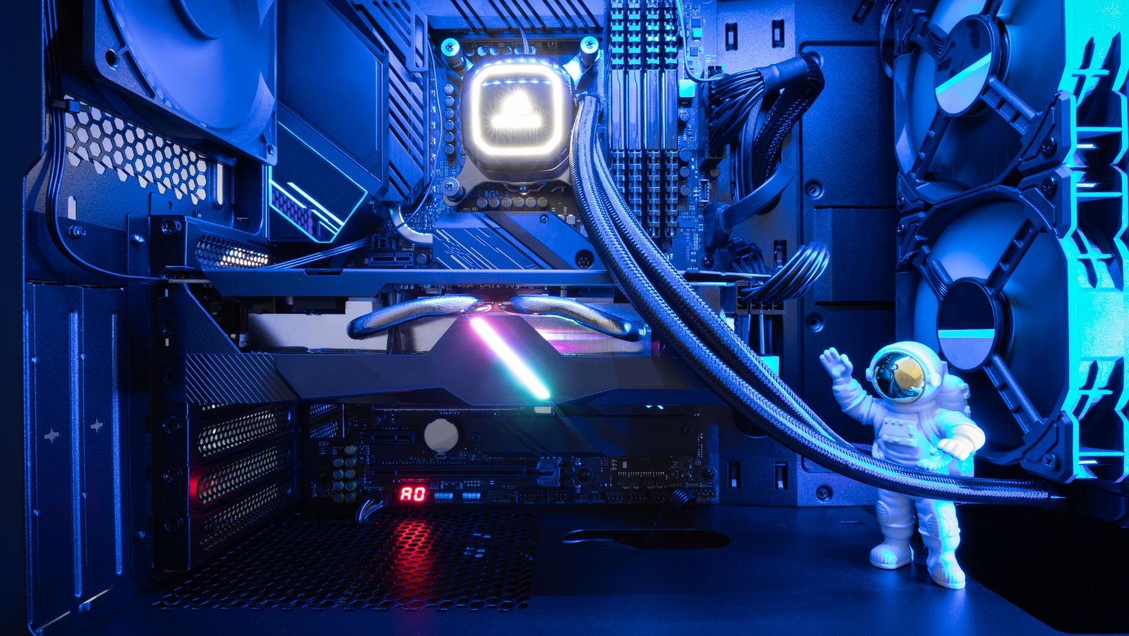 NICKMERCS' Ultimate Gaming Setup: Great Gear for Elite Performance ...
